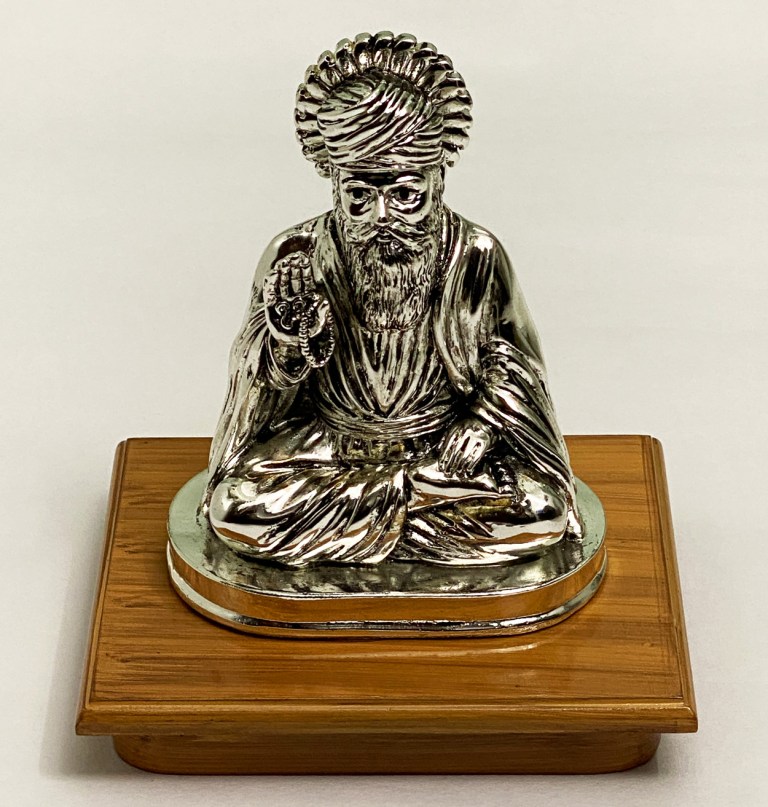 Silver Guru Nanak Dev on Base | BELIRAMS SILVER GIFTS